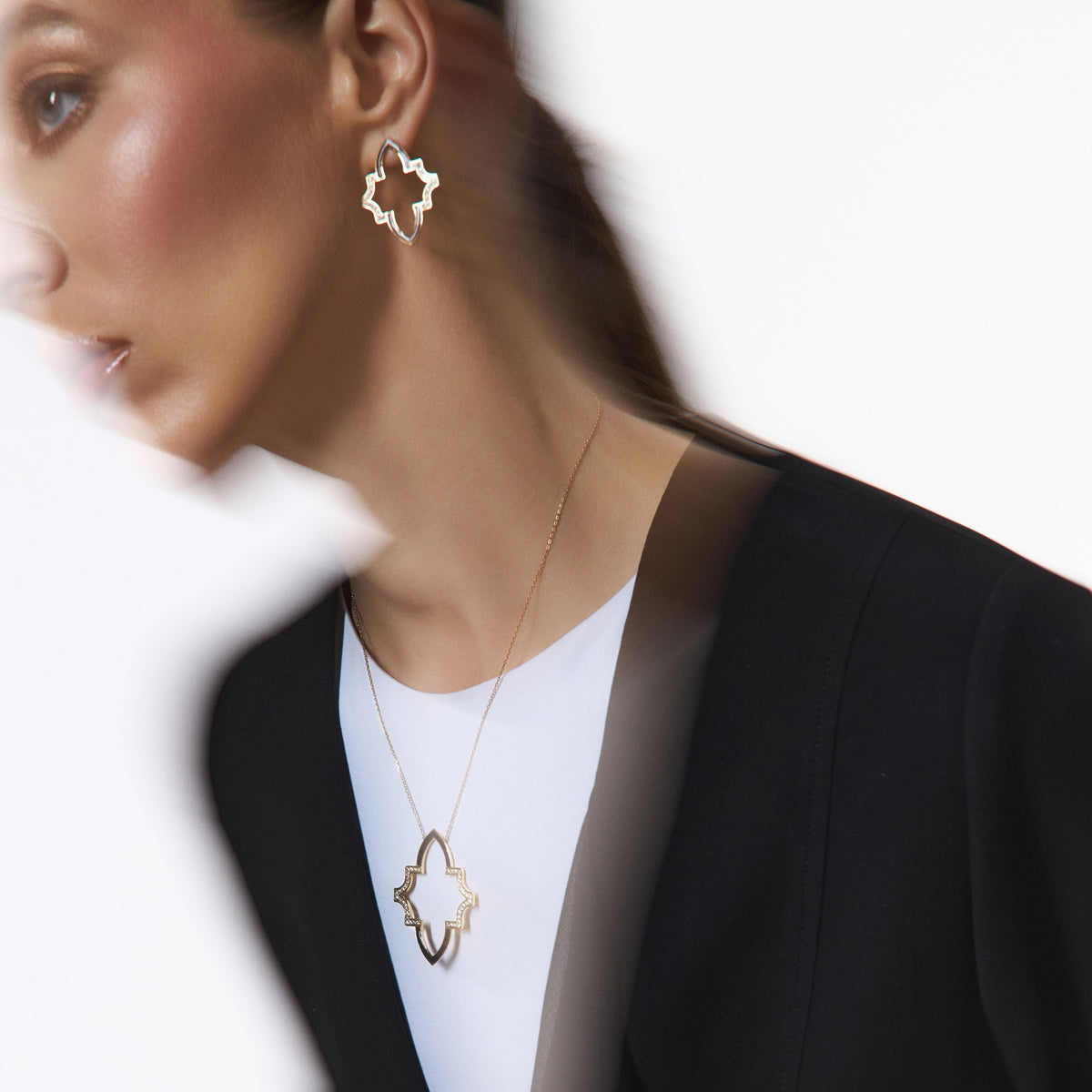 Arabesque – Azza Fine Jewellery